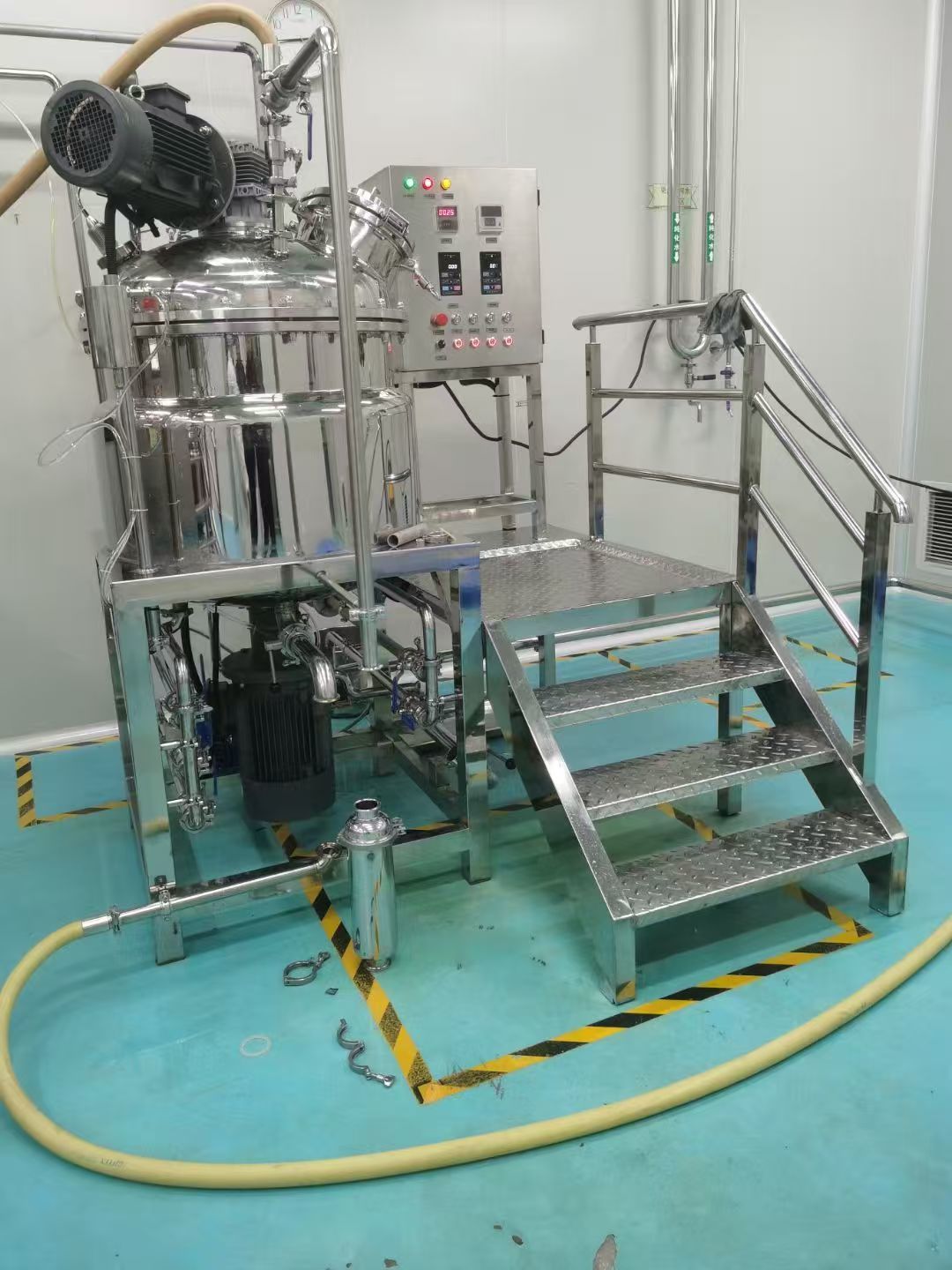 Liquid Soap Cosmetic Vacuum Emulsifying Homogenizer SS 304/316 Material ...